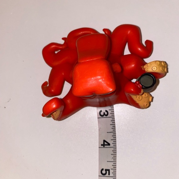 Funko | Toys | Disney Finding Dory Funko Pop Hank Octopus Figure 91 ...